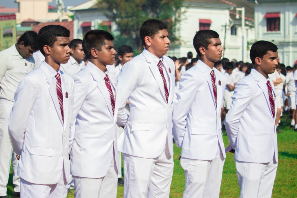 2018/2019 නාලන්දා ප්‍රධාන ශිෂ්‍ය නායක මණ්ඩලයේ නිල ලාංජන පැලඳ වීම ...